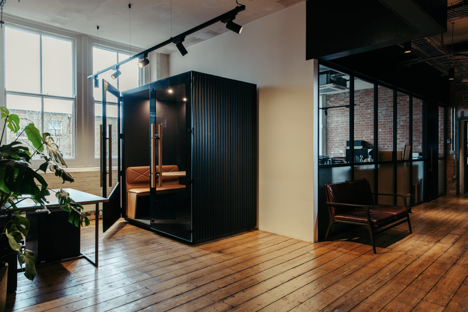 MuteBox brings Scandinavian modular office furniture to the UK ...